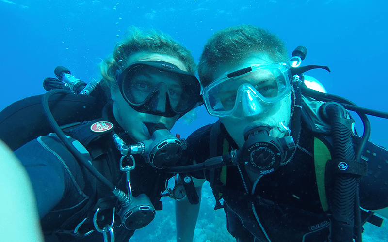 Key Largo Scuba Diving Charters - Forever Young Charter Company